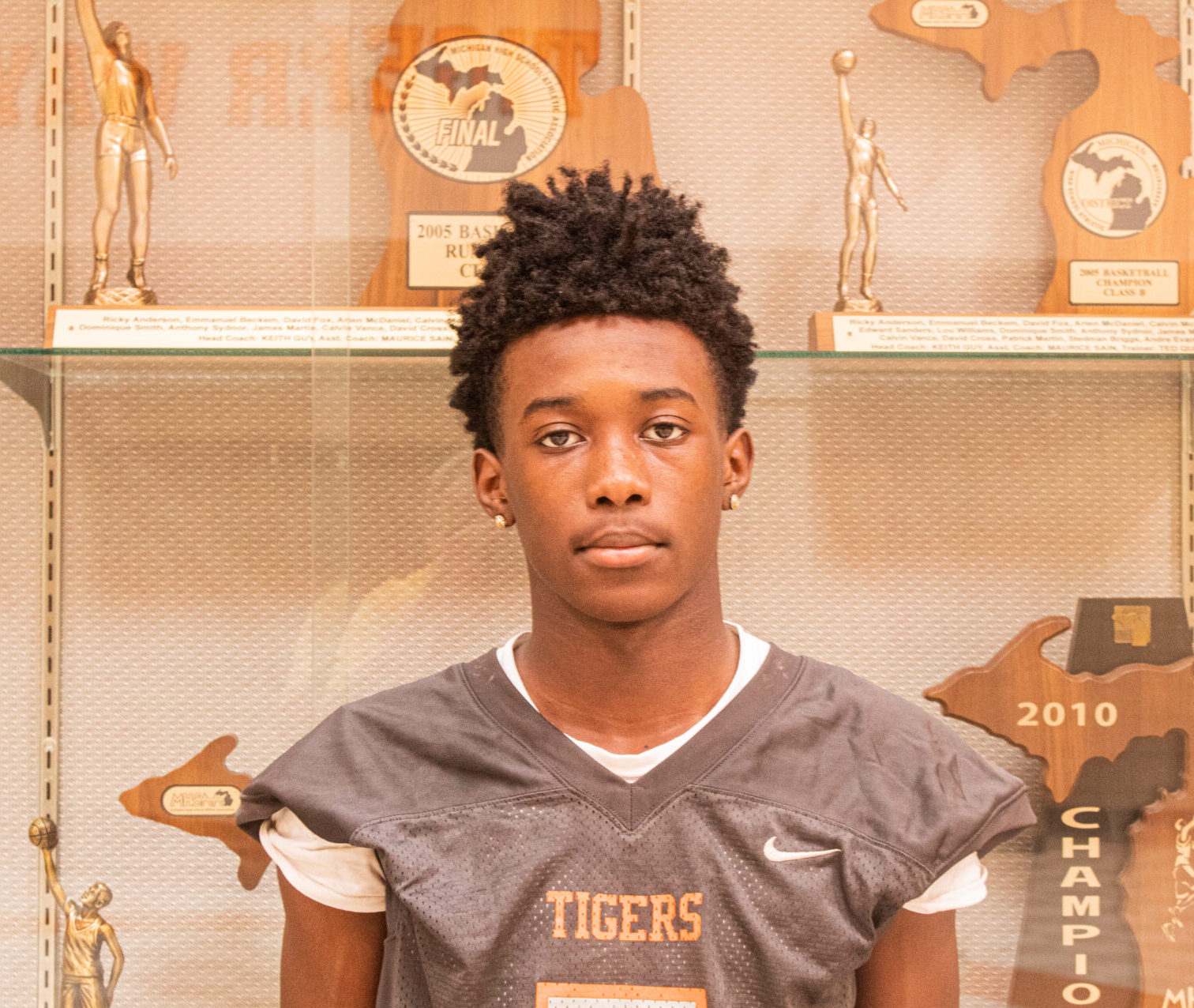 Muskegon Heights' Ja'Kari Edwards no longer afraid to run the ball, as ...
