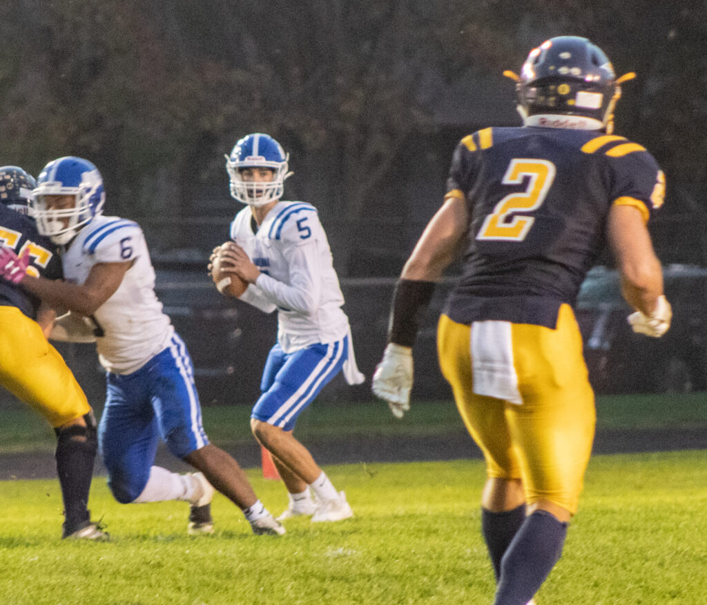 Ravenna QB Kyle Beebe is a late bloomer who directs the Bulldogs ...