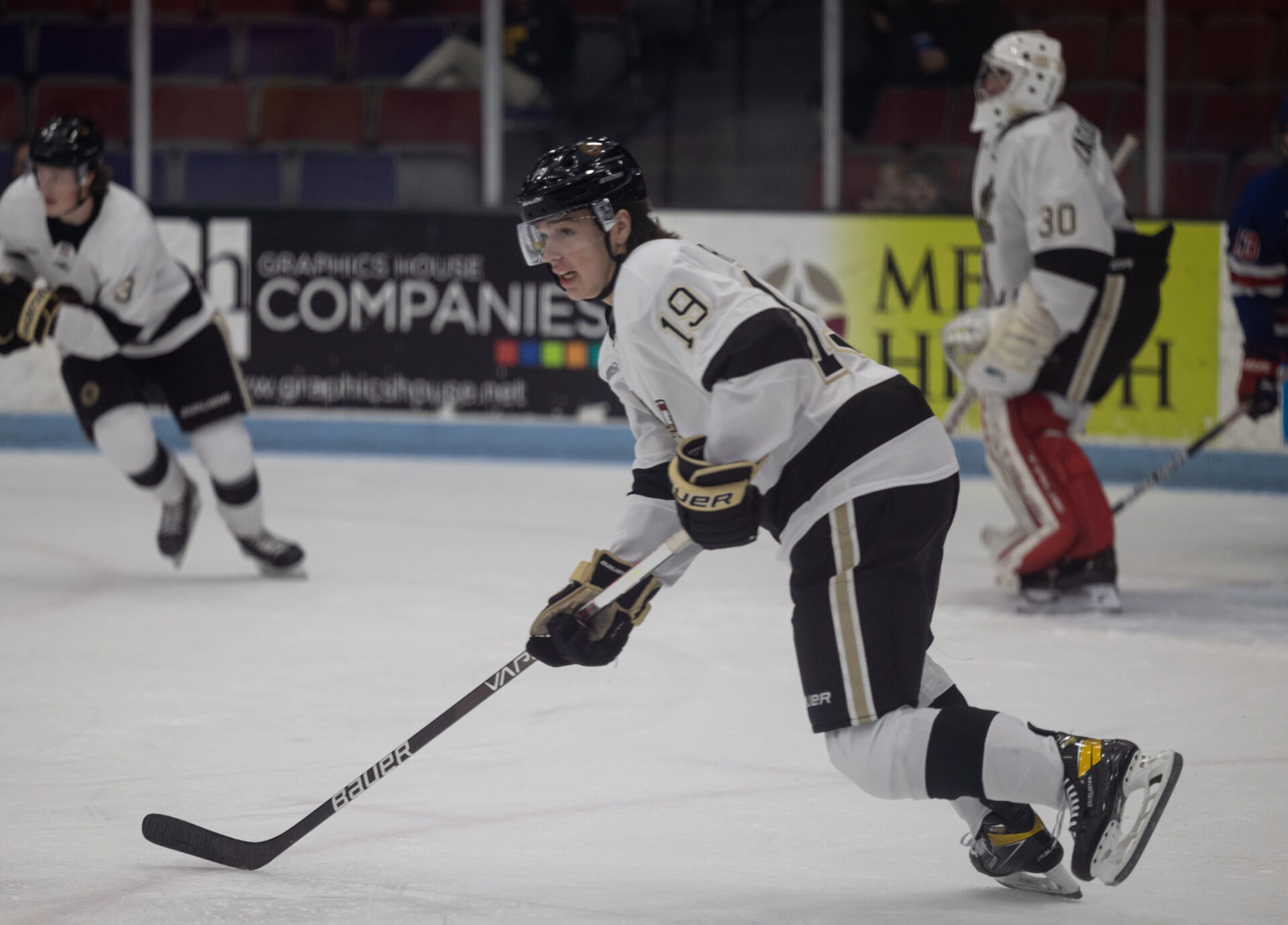 Jake Richard scores the winning goal with 90 seconds left, Lumberjacks ...