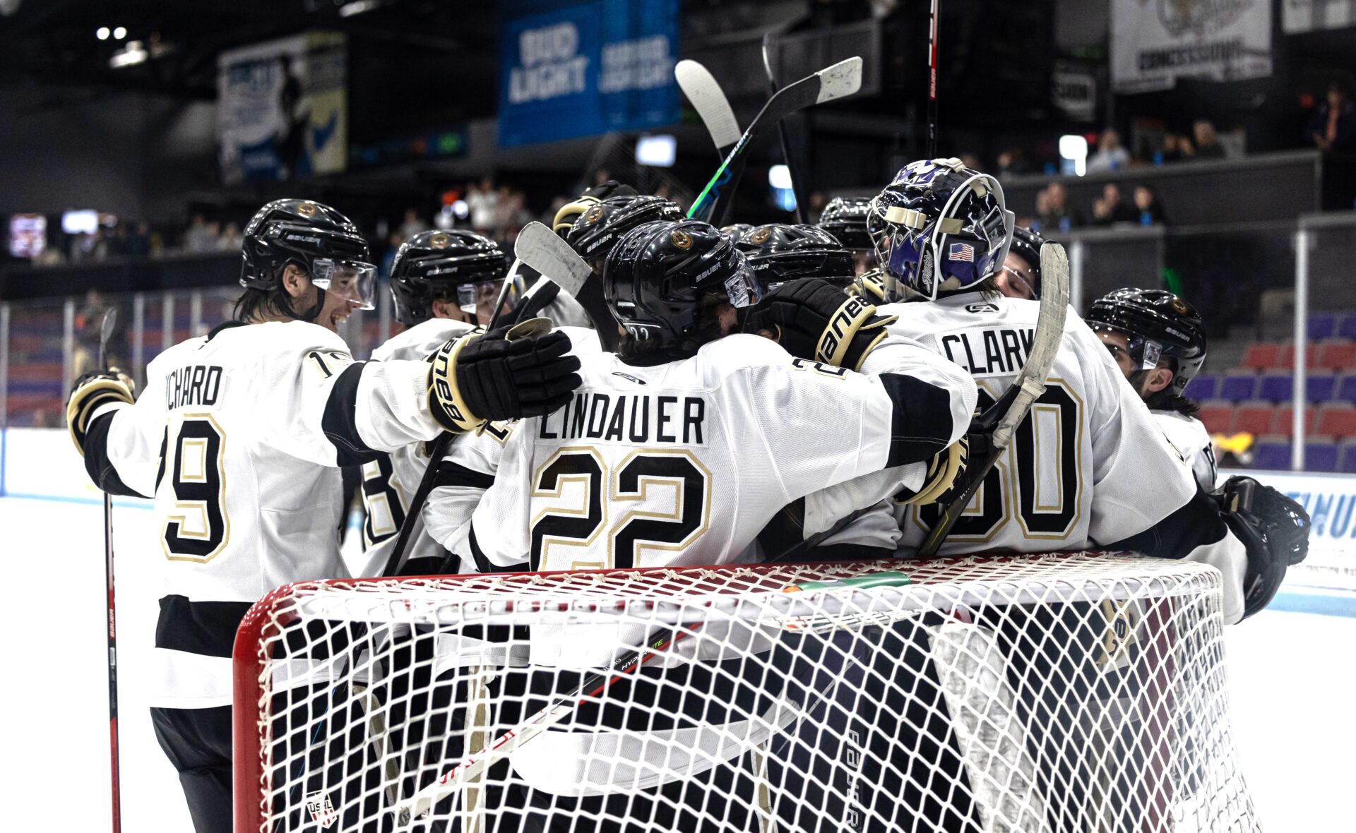 Lumberjacks clinch first round playoff series with another dominant ...