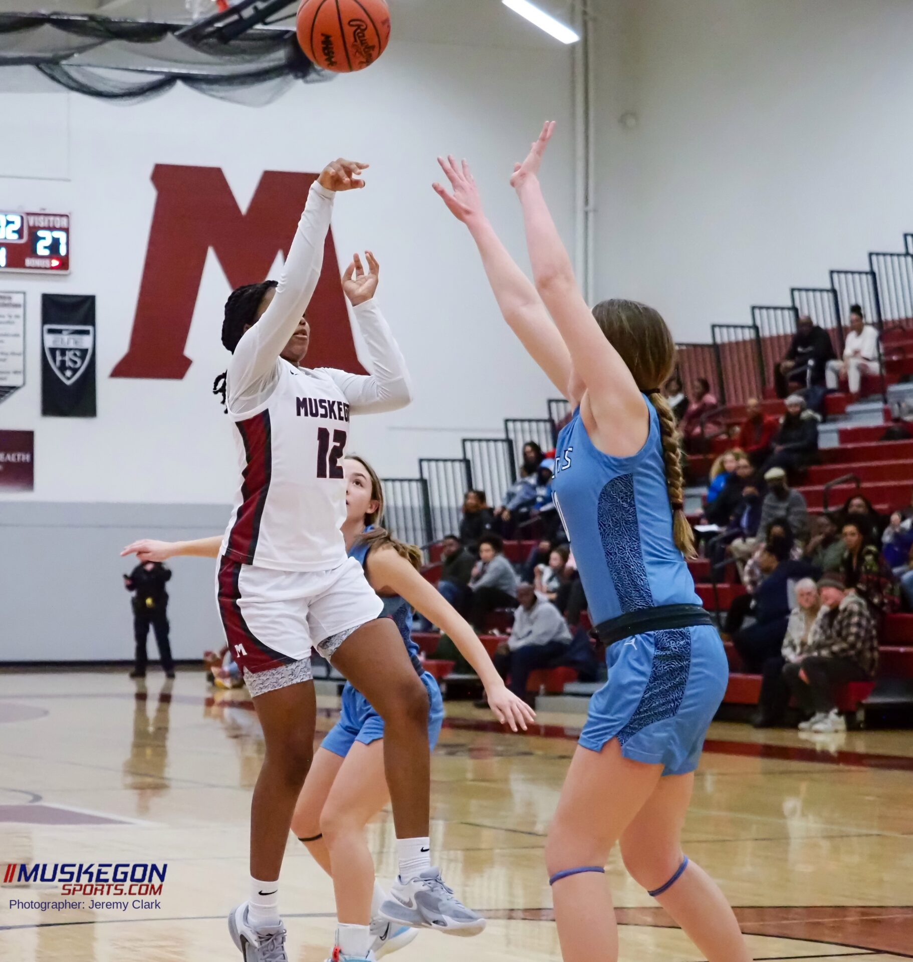 Young Muskegon girls basketball team beats Mona Shores, hits the ...