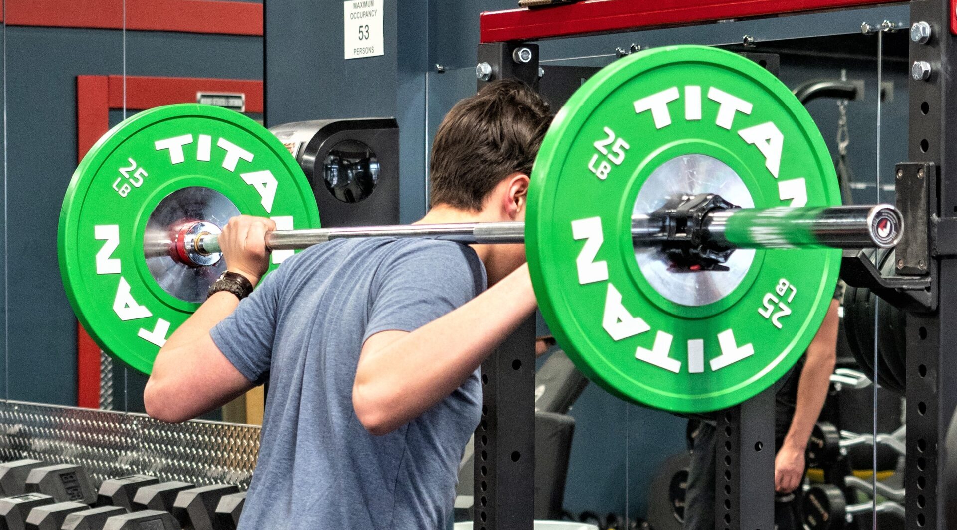 Rec Room dynasty: Popular health food restaurant adds a full-service ...