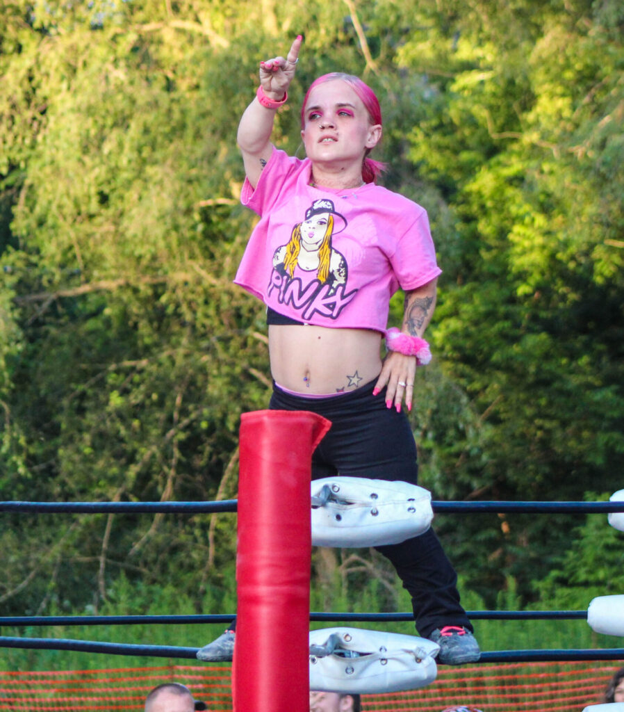 'Micro wrestling' event, featuring little people performers, drew a big ...