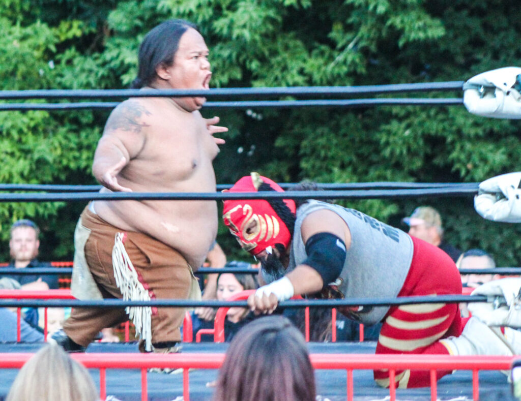 'Micro wrestling' event, featuring little people performers, drew a big ...